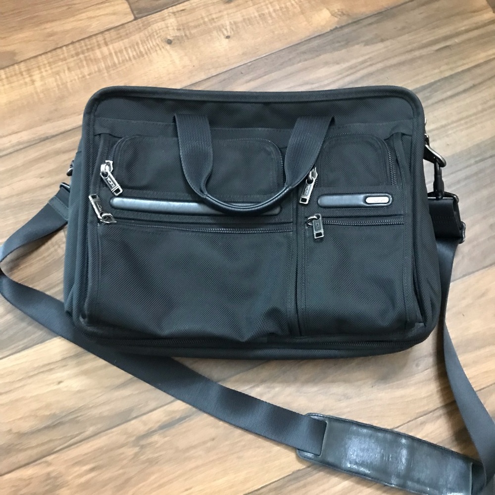 Tumi Alpha 2 Expandable Organizer Laptop Briefcase - Gem